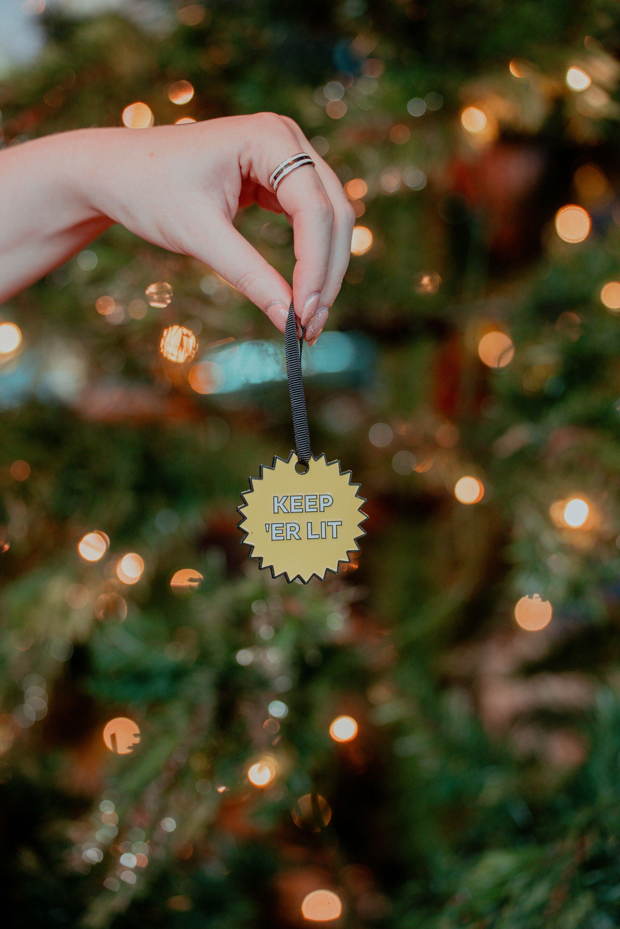 Irish Souvenir | Keep Er Lit Decoration | Born & Bred