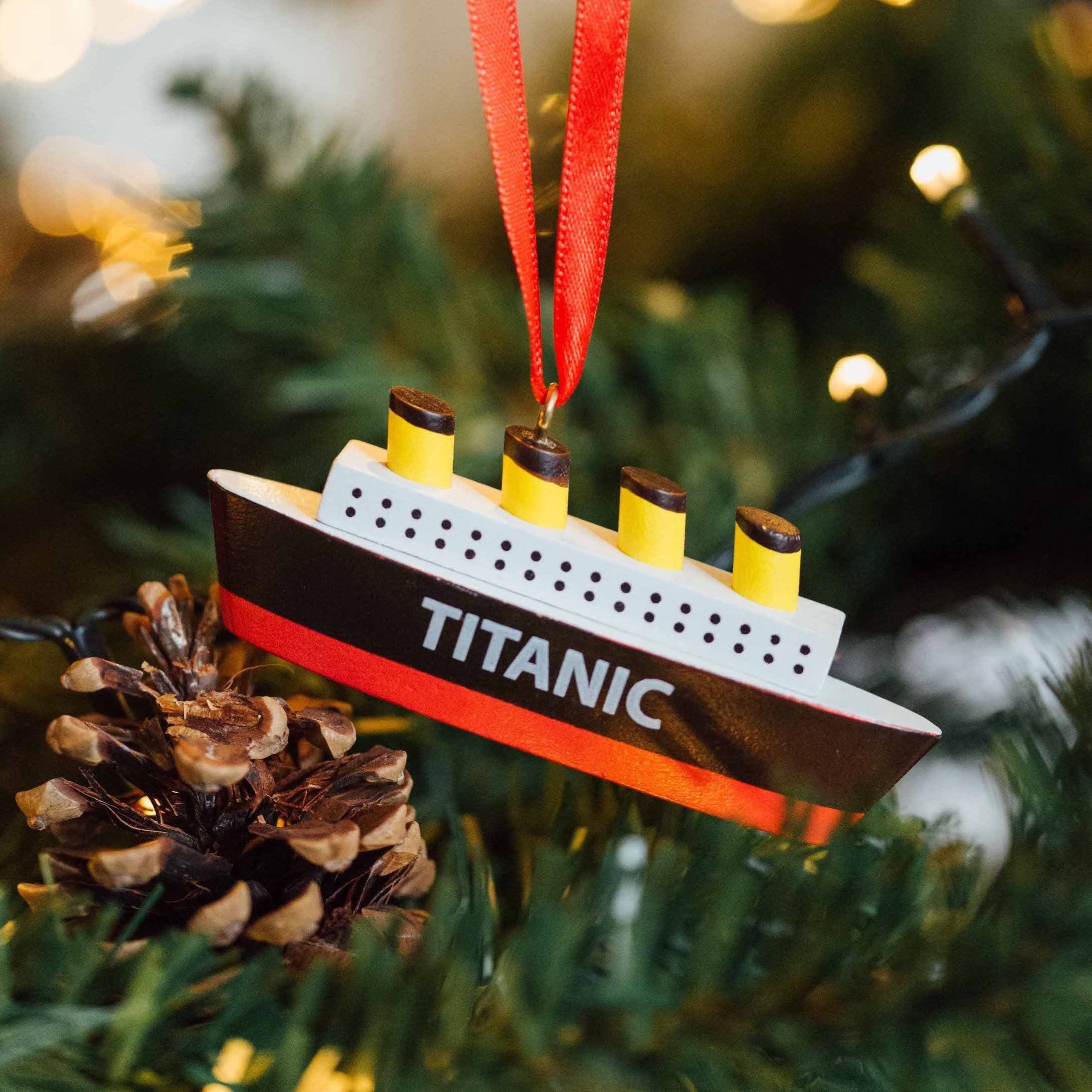 Northern Irish | Titanic Tree Decoration | Cowfield Designs | – Born & Bred